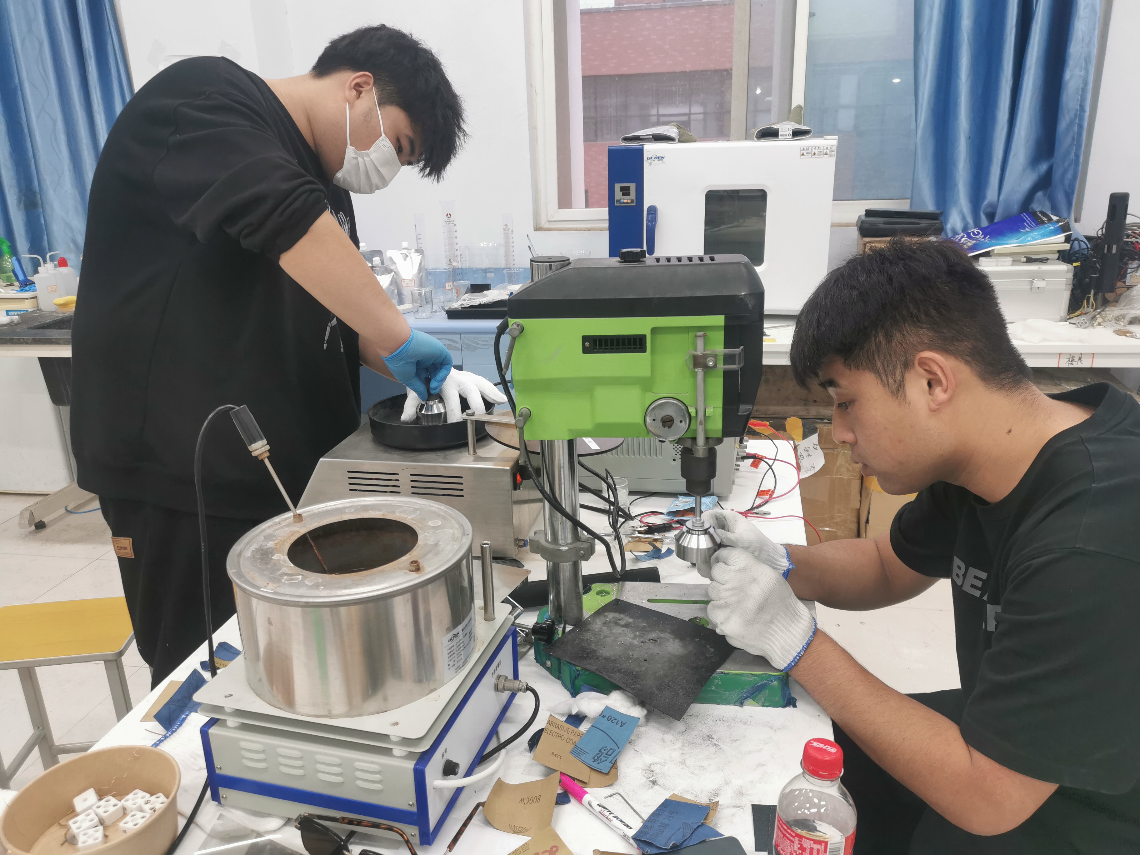 直面挑战 科创筑梦——访第十八届“挑战杯”国赛一等奖获奖者“微束电子枪”项目团队-郑州航空工业管理学院新闻网